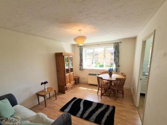 1 Bedroom Flat For Rent In East Finchley