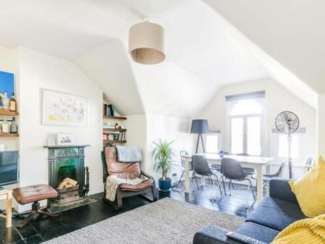 1 Bedroom Flat For Rent In East Twickenham, Twickenham