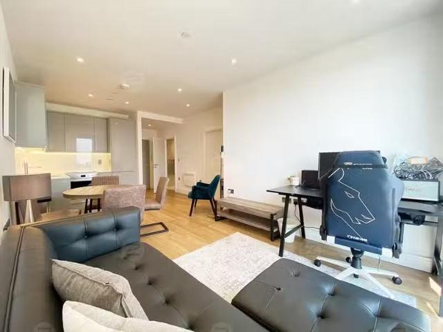 1 bedroom flat for rent in East Timber Yard, 118 Pershore Stre.