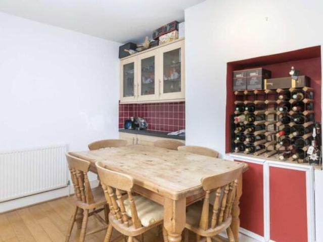 1 bedroom flat for rent in Eastbury Grove, Chiswick, W4