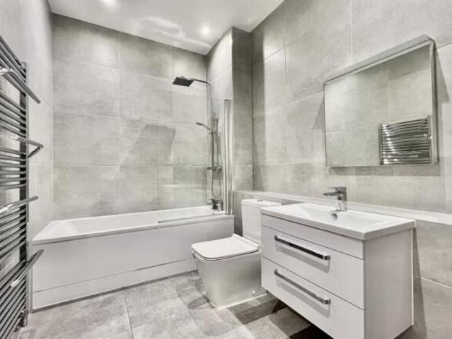 1 bedroom flat for rent in Eaton Rise, London, W5 2HE, W5