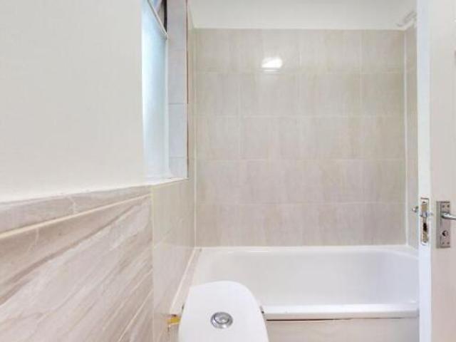1 bedroom flat for rent in Edgware Road, London, W2