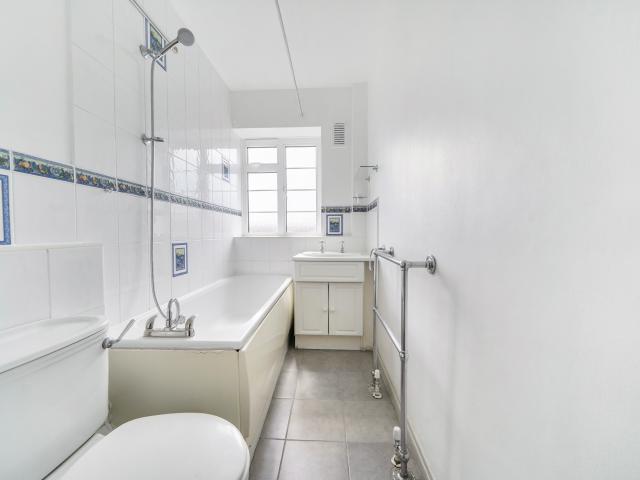 1 Bedroom Flat for Rent in Edith Villas | Foxtons