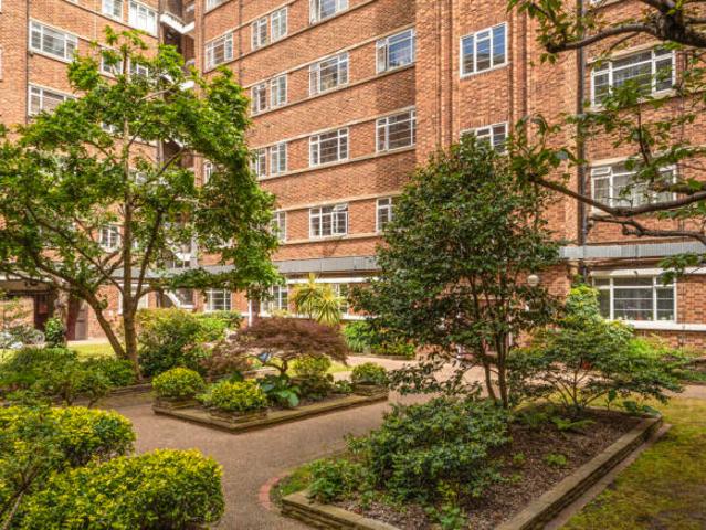 1 bedroom flat for rent in Edith Villas, West Kensington, London, W14