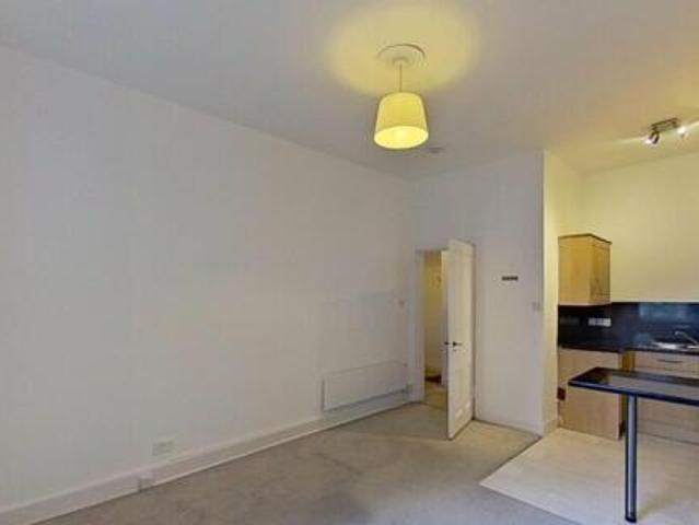 1 Bedroom Flat For Rent In Edinburgh, Midlothian