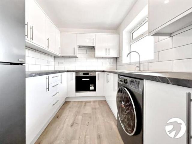 1 bedroom flat for rent in Edwards Gardens, Swanley, Kent, BR8