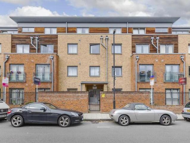 1 bedroom flat for rent in Effra Parade, Brixton, SW2
