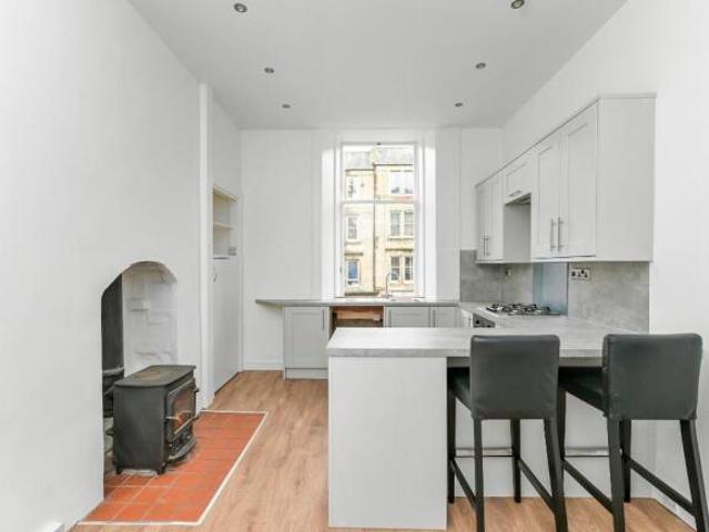 1 bedroom flat for rent in Elm Row, Leith, Edinburgh, EH7
