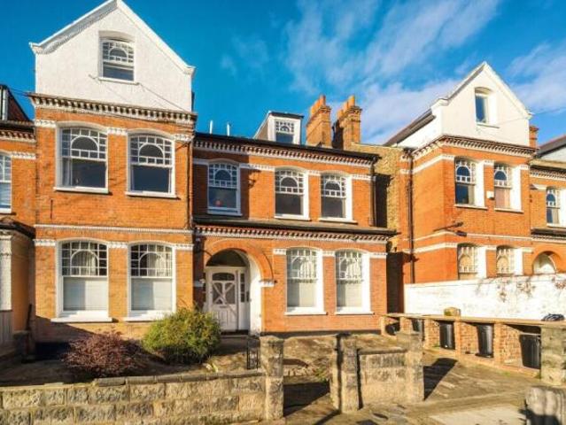 1 bedroom flat for rent in Elmbourne Road, Balham, London, SW17