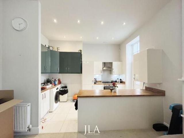 1 bedroom flat for rent in Elmdon Drive, Leicester, LE5