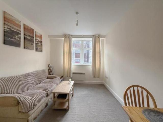 1 bedroom flat for rent in Electra House, SN1