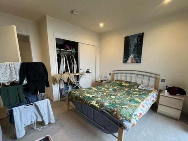 1 Bedroom Flat For Rent In Elephant And Castle, London