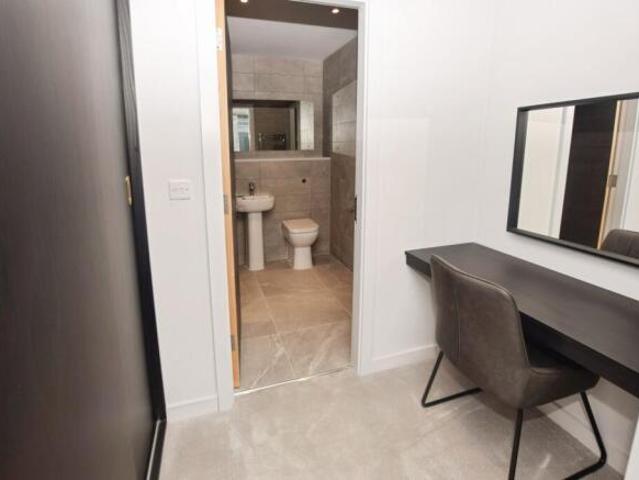 1 bedroom flat for rent in Embankment Exchange, 89 Greengate, Salford, Manchester, M3