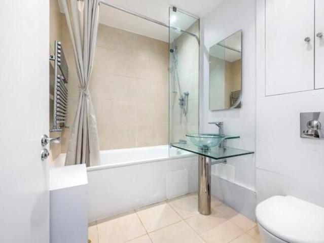 1 bedroom flat for rent in Emperors Gate, South Kensington, SW7