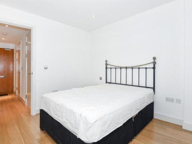 1 bedroom flat for rent in Empire Square, Borough, London, SE1