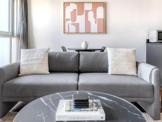 1 bedroom flat for rent in Enterprise Way London SW18