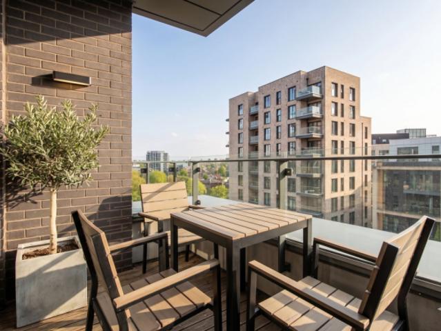 1 bedroom flat for rent in Enterprise Way, London, SW18