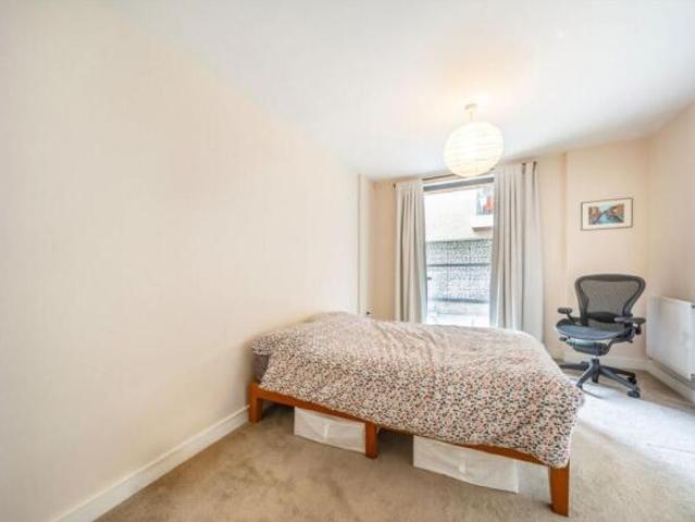 1 bedroom flat for rent in Essex Wharf, Hackney, E5