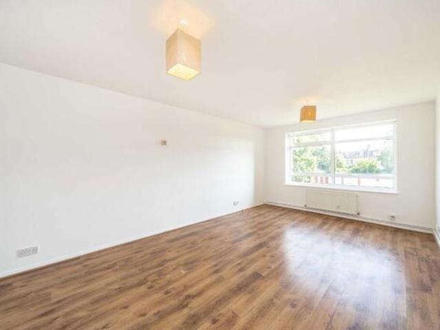 1 bedroom flat for rent in Etchingham Park Road, Finchley, N3