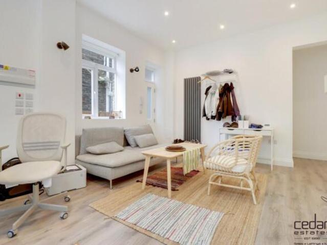 1 bedroom flat for rent in Exeter Road, Kilburn NW2
