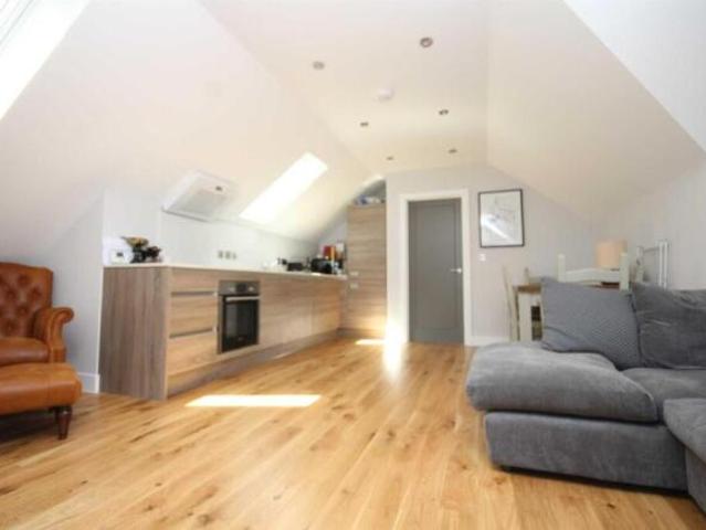 1 bedroom flat for rent in Fairfield Road, Brentwood, Essex, CM14