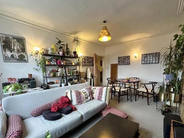 1 Bedroom Flat For Rent In Fairhazel Gardens, South Hampstead
