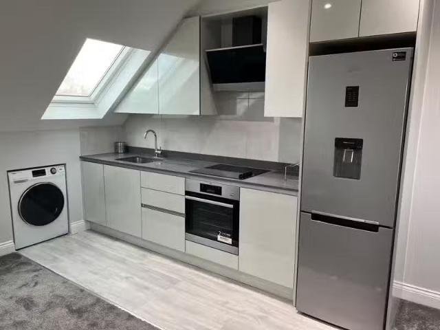 1 bedroom flat for rent in Fairmead Crescent, Edgware, Middlei.