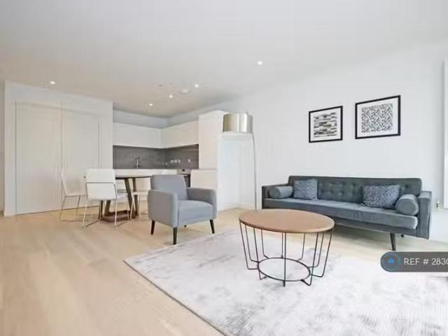 1 bedroom flat for rent in Fairwater House, London, E16
