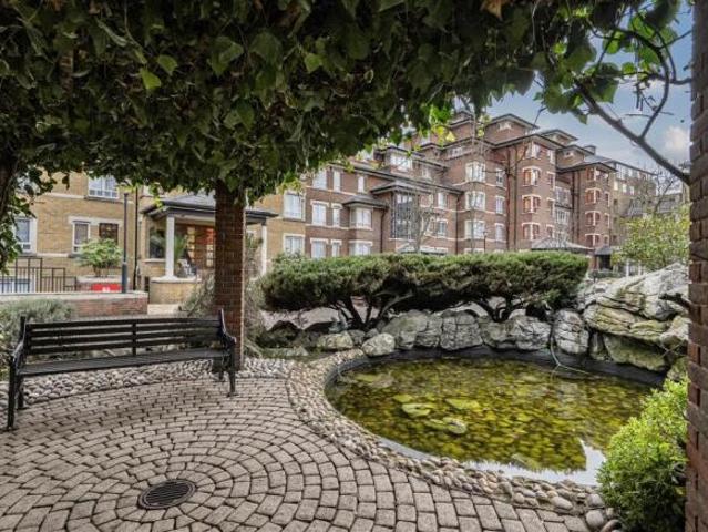 1 bedroom flat for rent in Falcon Lodge, Admiral Walk, London, W9