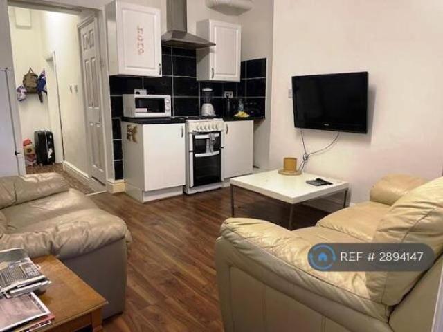 1 bedroom flat for rent in Fallowfield, Manchester, M14