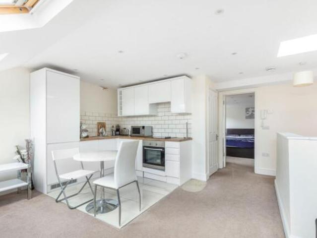 1 bedroom flat for rent in Farm Lane, London, SW6