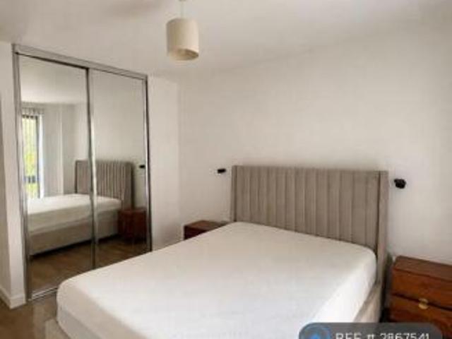 1 bedroom flat for rent in Felix Point, London, E14