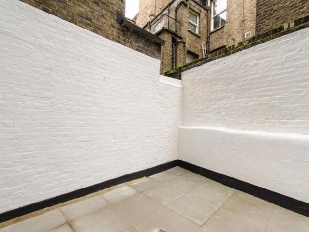 1 bedroom flat for rent in Finborough Road, London, SW10