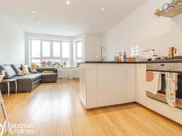 1 bedroom flat for rent in Finchley Road, Golders Green, NW11