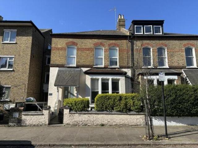 1 bedroom flat for rent in Finsbury Park Road, Finsbury Park, London, N4