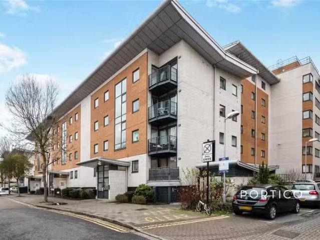 1 bedroom flat for rent in Fishguard Way, London, E16