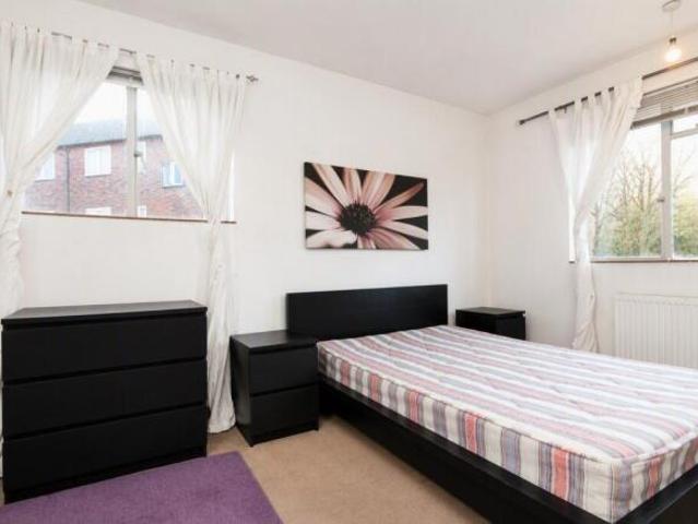 1 bedroom flat for rent in Fisher House, Ward Road, Tufnell Park, N19