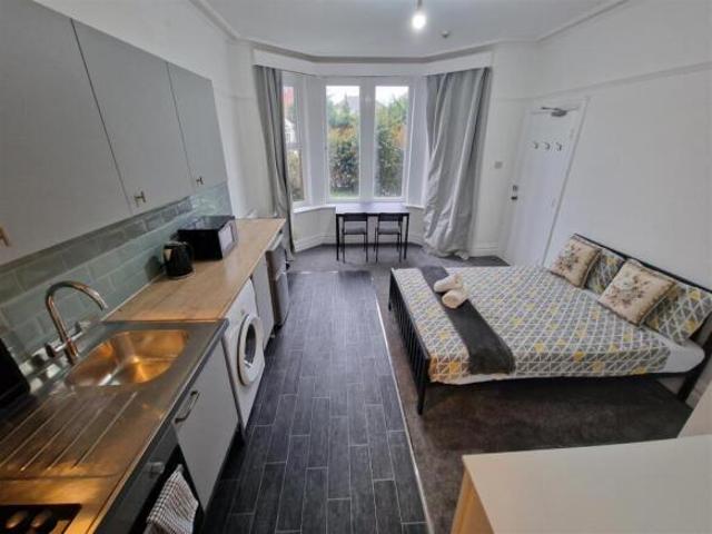 1 bedroom flat for rent in Fitzharris Avenue, Bournemouth, BH9