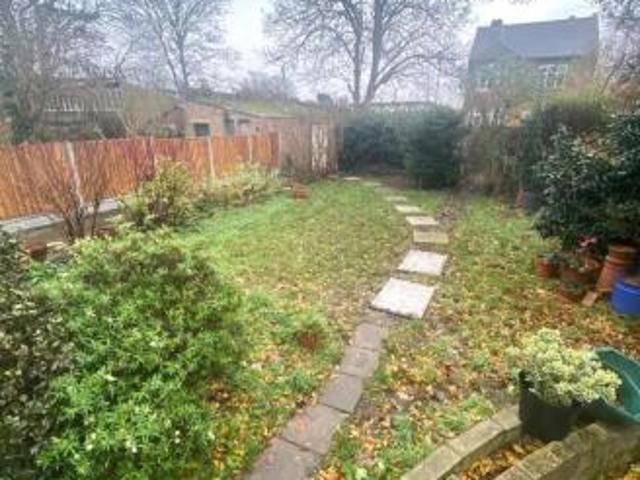 1 bedroom flat for rent in Forest Drive East, Leytonstone E11