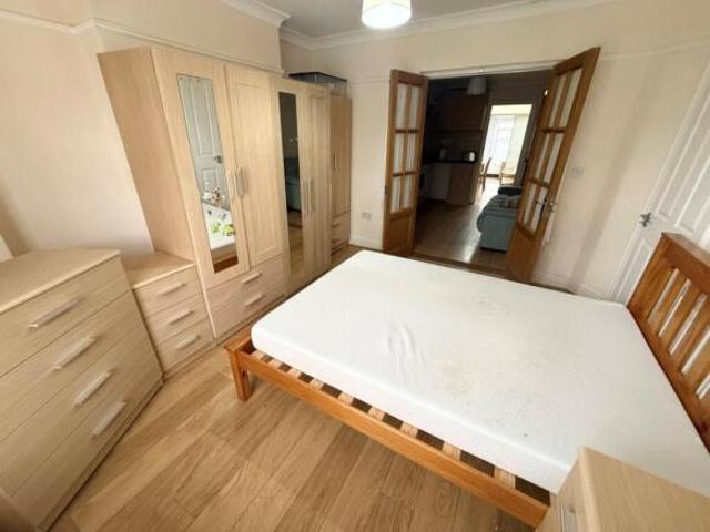 1 bedroom flat for rent in Fountains Crescent, Southgate, N14
