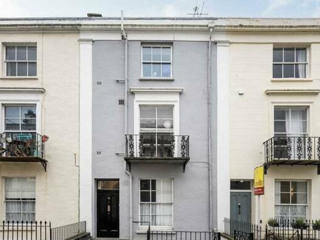 1 bedroom flat for rent in Flat Oakfield Place BS8