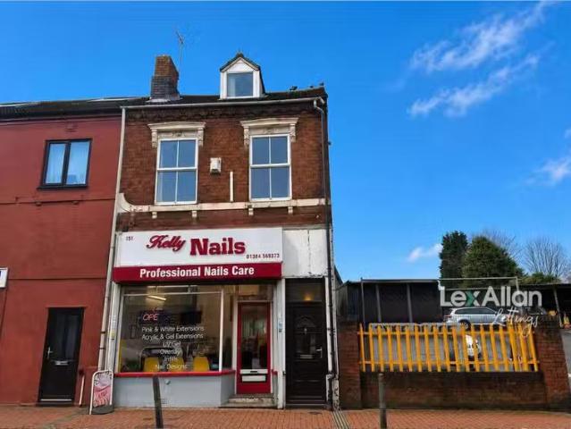 1 bedroom flat for rent in Flat Above 151 Halesowen Road, Old.
