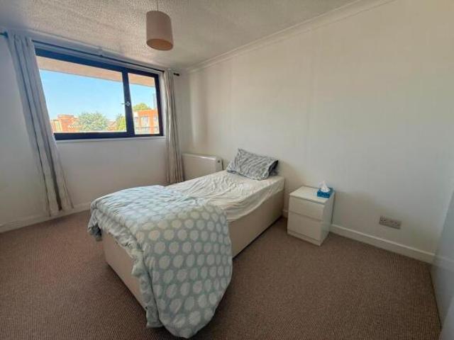 1 bedroom flat for rent in Flat, Belmont House, Silver Lane, Exeter, EX4