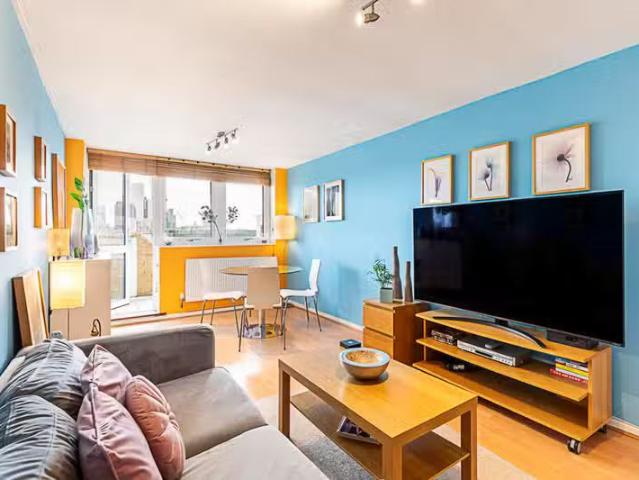 1 bedroom flat for rent in Flat Vesage Court, Leather Lane, Lo.