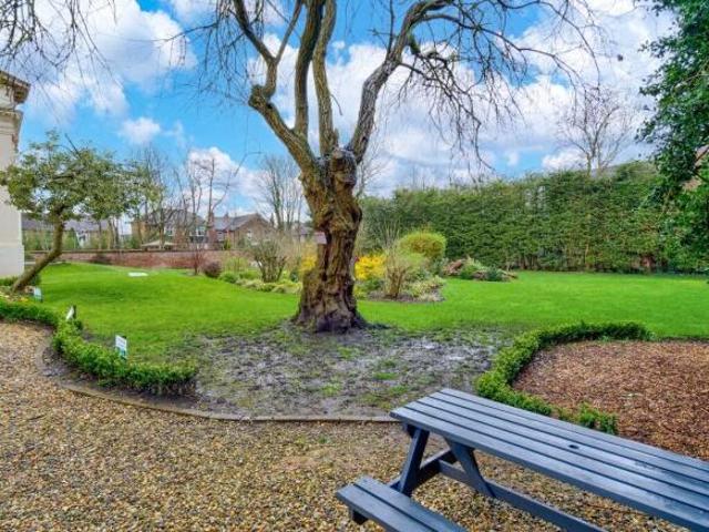 1 bedroom flat for rent in Flat 16, Daisy Bank Road, Manchester, M14