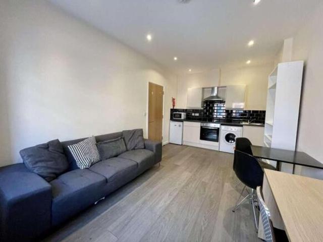 1 bedroom flat for rent in Flat 2, Refuge Assurance House, 41 Church Street, S1 2GL, S1