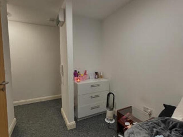 1 bedroom flat for rent in Flat 402, St Cyprians, L7
