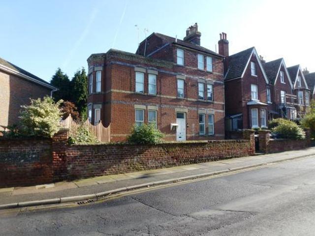 1 bedroom flat for rent in Flat 4, 2Ethelbert Road, Canterbury, Kent, CT1