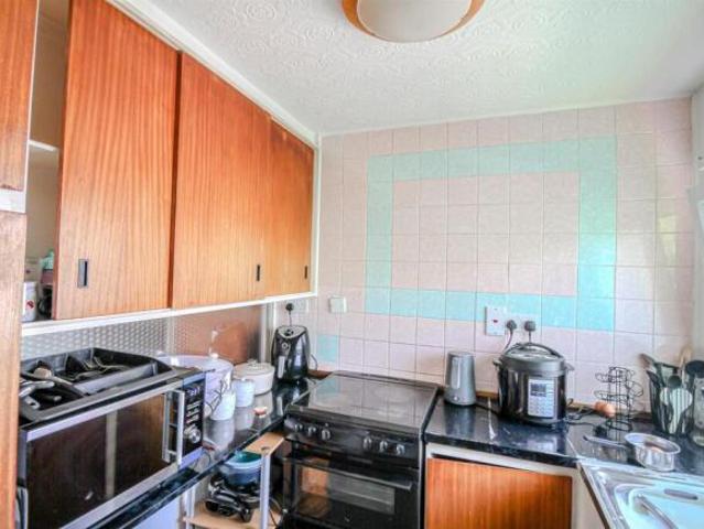 1 bedroom flat for rent in Frobisher Gardens, Daybrook, Nottingham, NG5