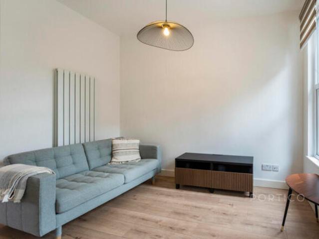 1 bedroom flat for rent in Francis Road, London, E10